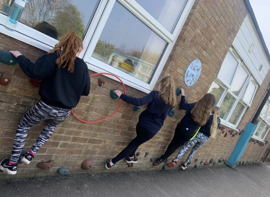 Outdoor Learning Wales Week – Ysgol Llanddulas